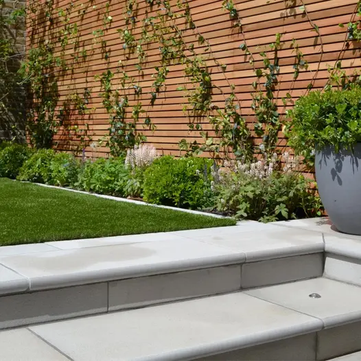 Grey Sandstone | Bullnose Step