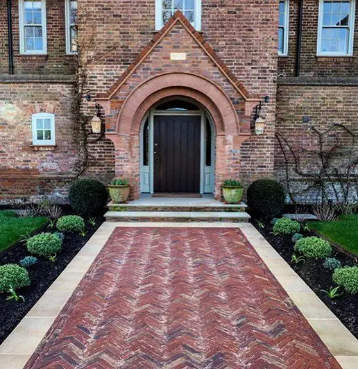 Old Fashioned Brick Pavers